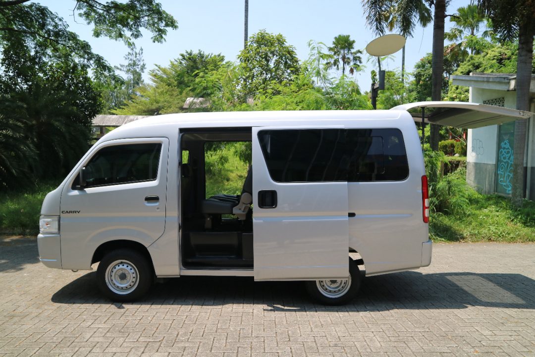 New Carry Minibus - Mobil Suzuki Lombok